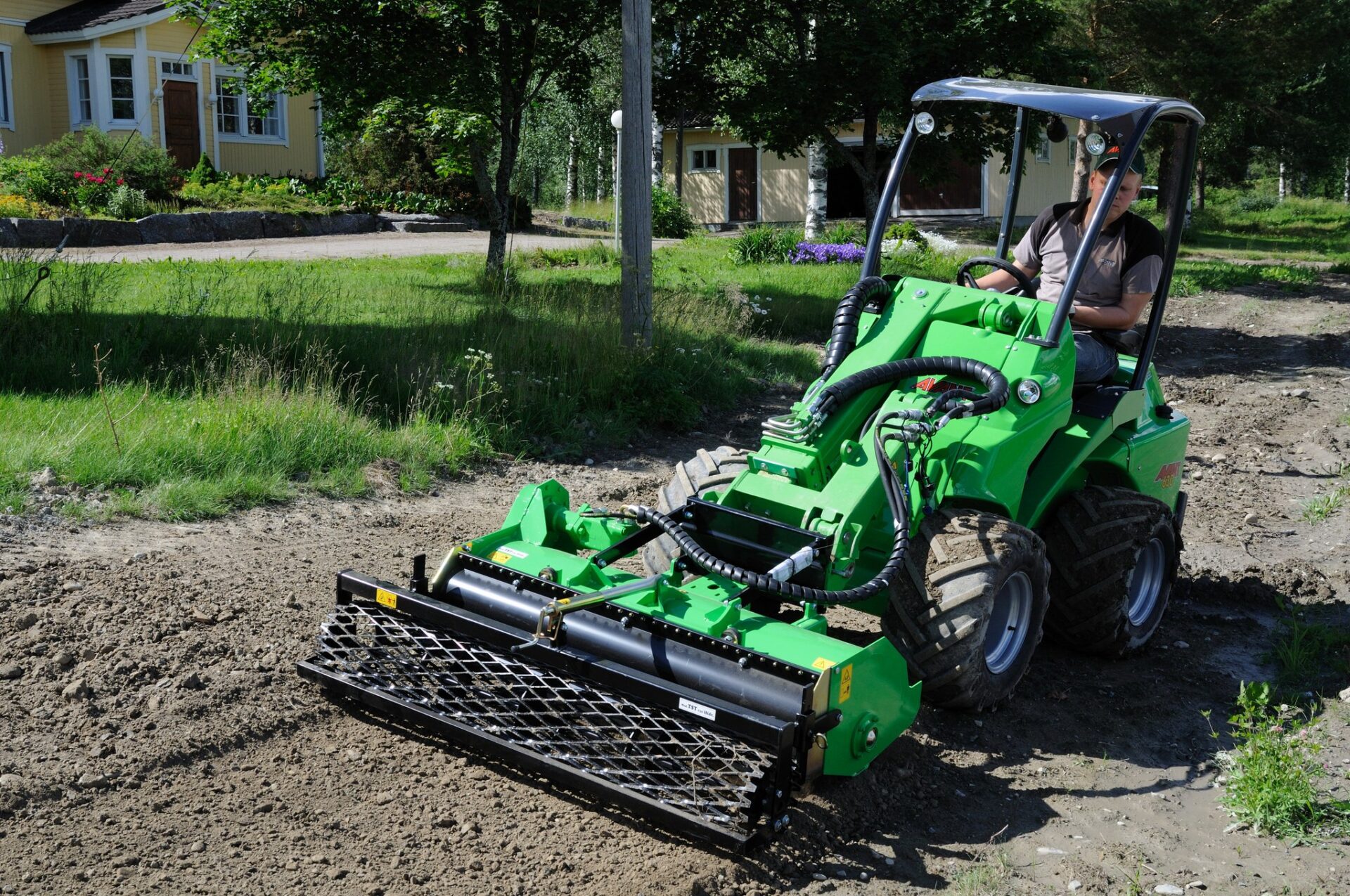 Kniklader Avant 755i TDL - Qualimandjaro
